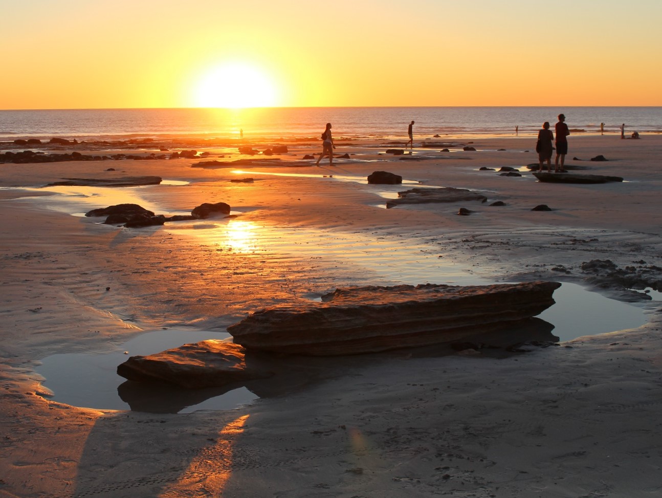 Discover WA's Coral Coast - Aussie Redback Tours